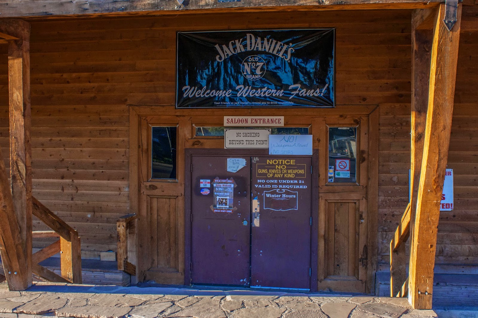 Ladee's Travels: Payson, Arizona - Ox Bow Saloon on Historic Main Street