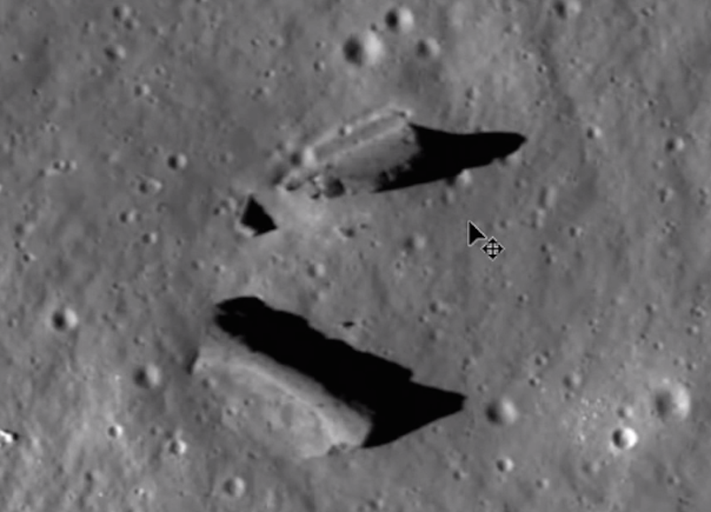 UFO SIGHTINGS DAILY: Lunar Base and Wall structure Imaged By NASA ...