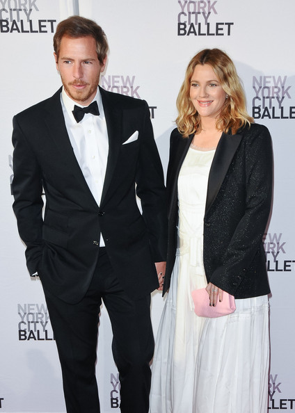 Hollywood Celebrities: Drew Barrymore With Her Boyfriend Will Kopelman ...