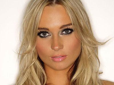 sevenstarstopmodels: Amanda Harrington