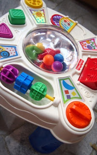 JuaiMurah: Fisher Price Musical Activity Table
