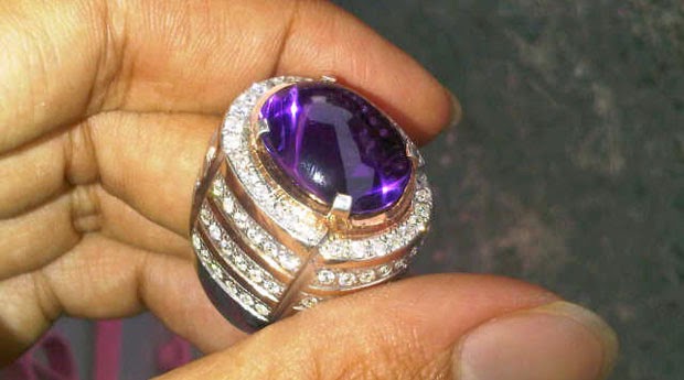 Khasiat Mistis Batu Bungur Tanjung Bintang Lampung - MEDIA ONLINE