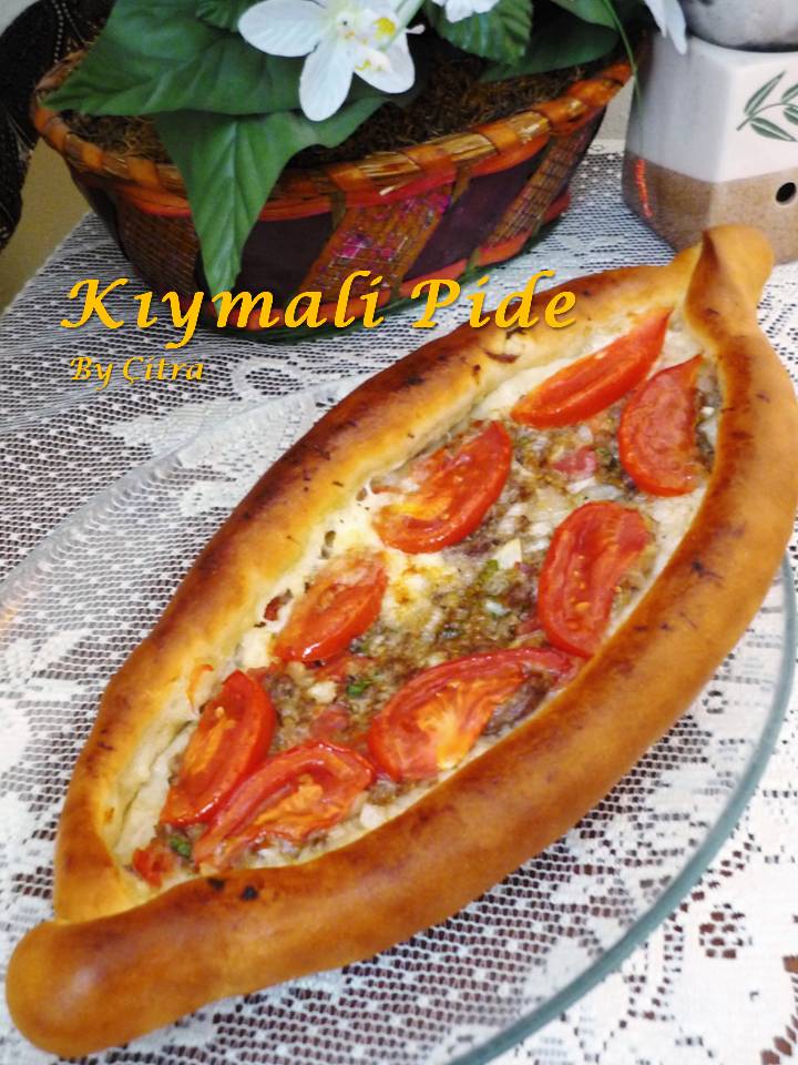 Citra's Home Diary: Özel Kıymali Pide (Turkish style "Pizza")-Homemade