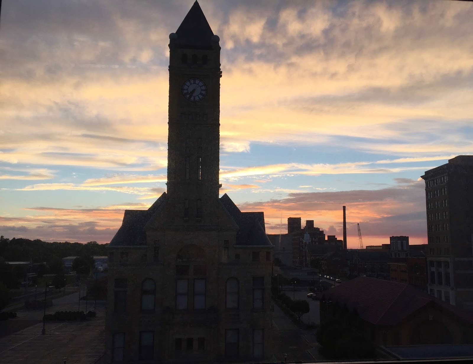 Travel Reviews & Information: Springfield, Ohio / Marriott Courtyard ...