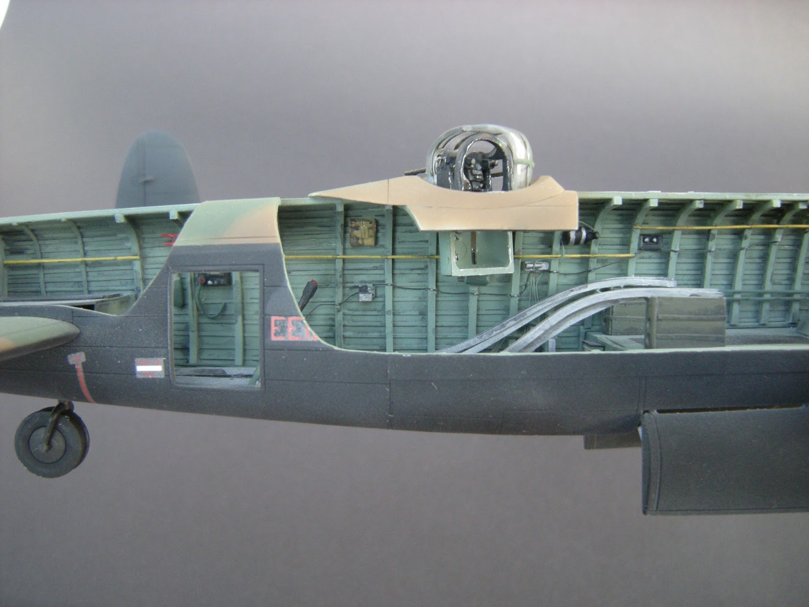 1/72 Scale Kits & Diorama: Lancaster BIII Cutaway Interior