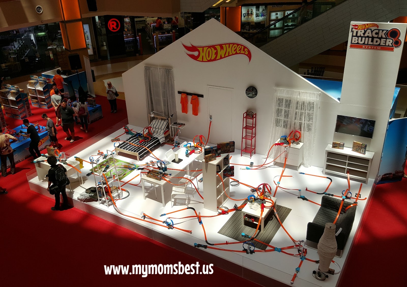 My Mom's Best: Mattel introduces the Hot Wheels® Track Builder System™