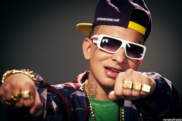 Pantiano: Estilos e suas Roupas.