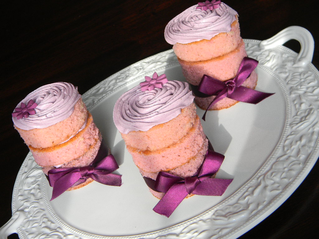 Nabeela's Bakeshop: June 2012