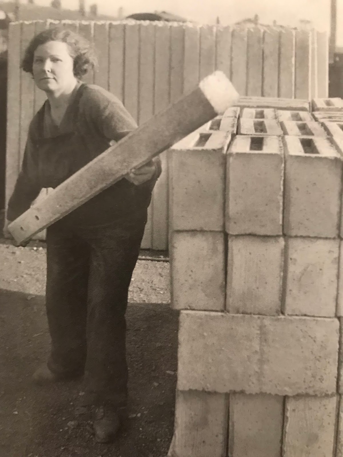 The History Girls: Book Review: Susan Major, Female Railway Workers in ...