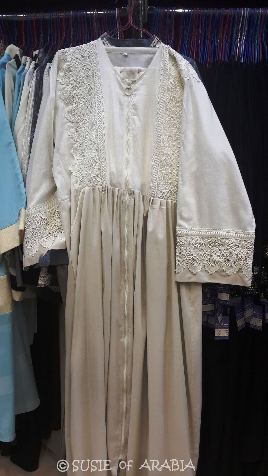 Jeddah Daily Photo: Saudi Arabia: Fashionable Abayas