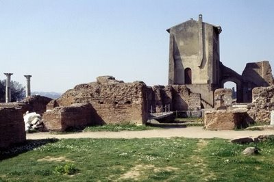 LOS ASESINOS DEL EMPERADOR: El Palacio De Flavio ó "La Domus Flavia"