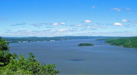 Mother drives minivan into Hudson river with kids ~ Arden Forester