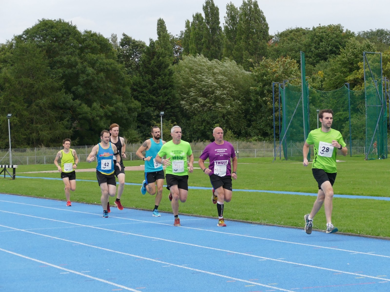 blog7t: Run>Dartford: Central Park Athletics 2,000m Track Race 2017