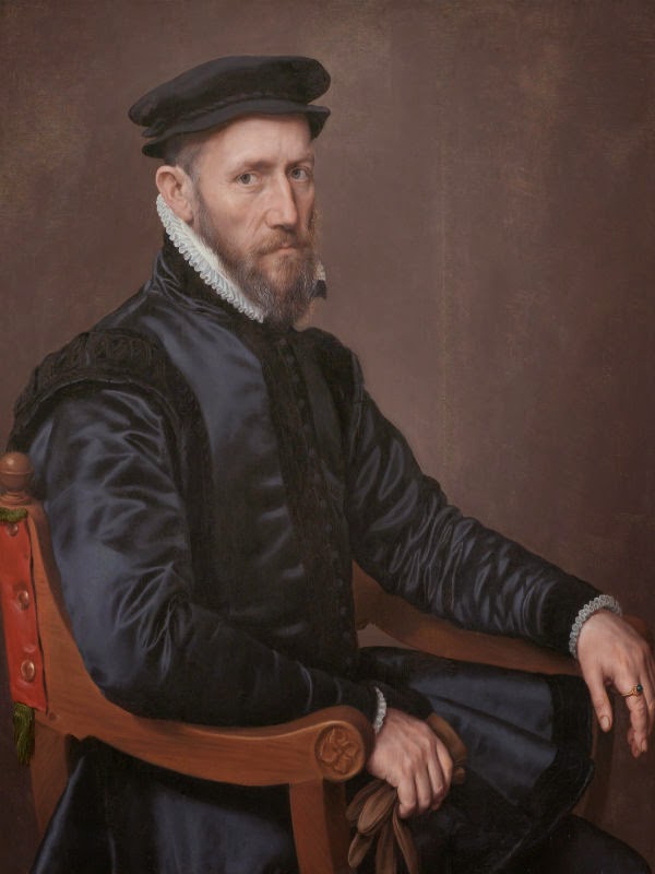 100% História: março 2015