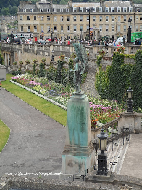 DUNHAVEN PLACE: Beautiful Bath England, The Royal Crescent and the King ...