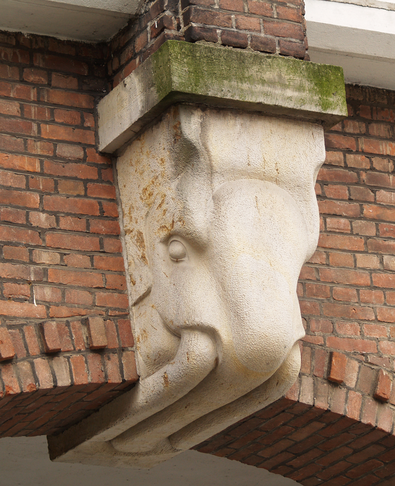 VERBEELDINGSBLOG: JAN TRAPMAN – Olifant en Nijlpaard