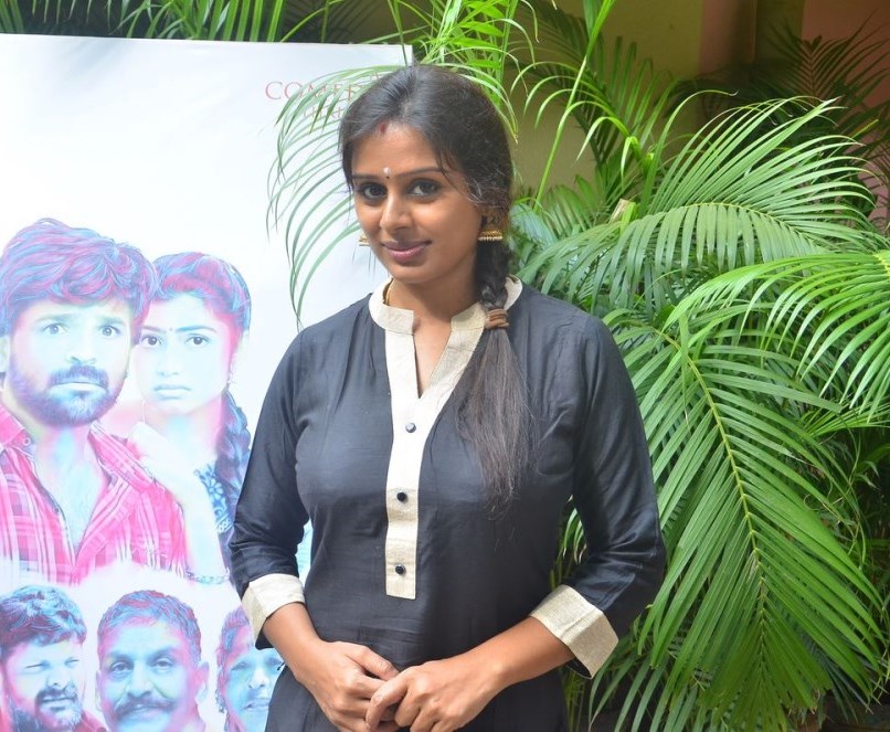 Latha Rao Latest Hot Glamourous Black Dress PhotoShoot Images At Sandi ...