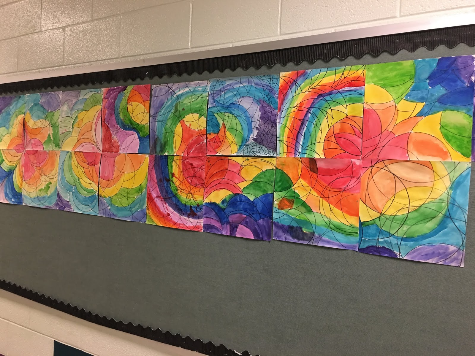 Art Room Blog: 1st Grade Color Wheels...Kind of