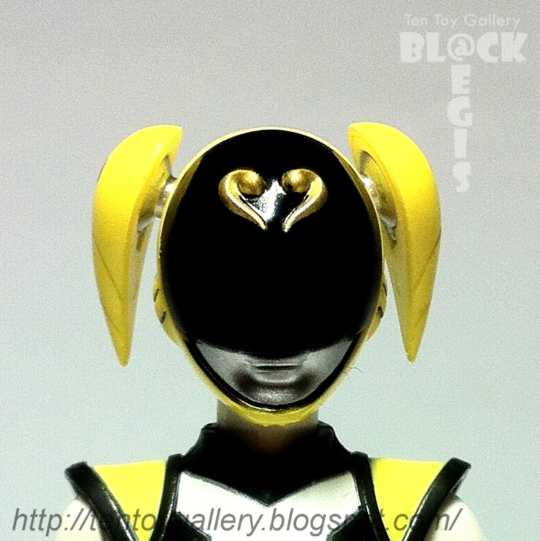 Ten Toy Gallery: Review: S.H.Figuarts Akiba Yellow