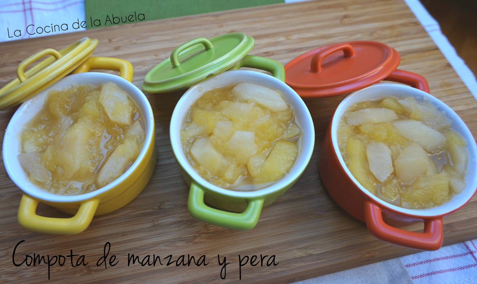 Compota de manzana y pera casera.