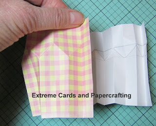 Pleated Paper Cupcake