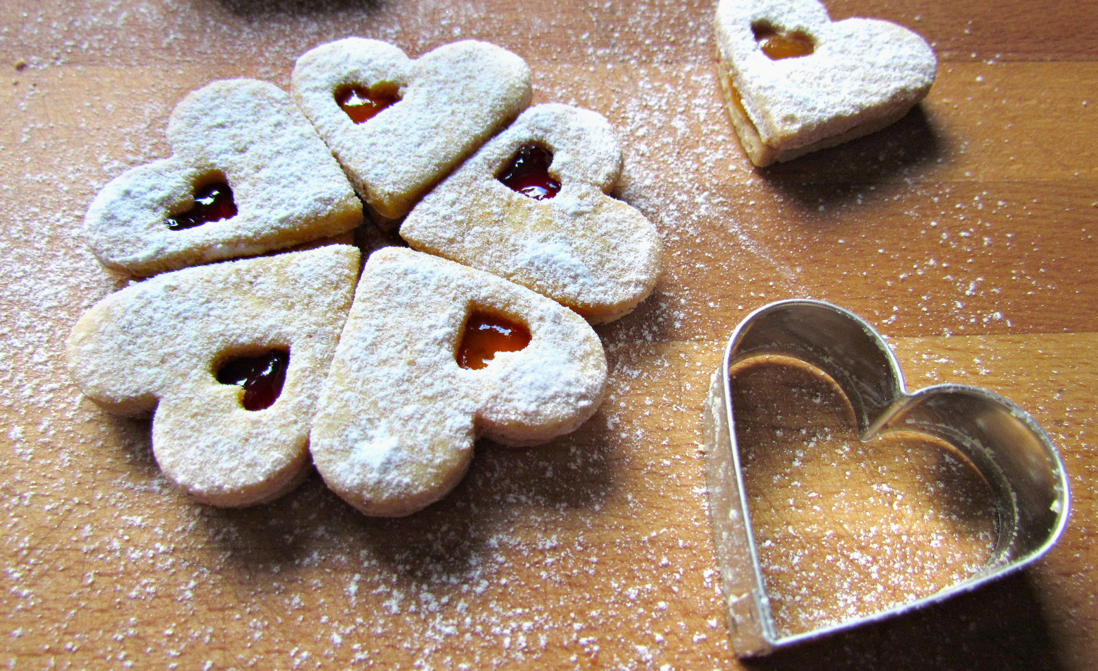 Linzeri | CakeByDesign