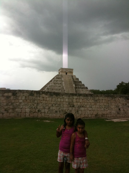 World of Mystery: Chichen Itza Pyramid Beam