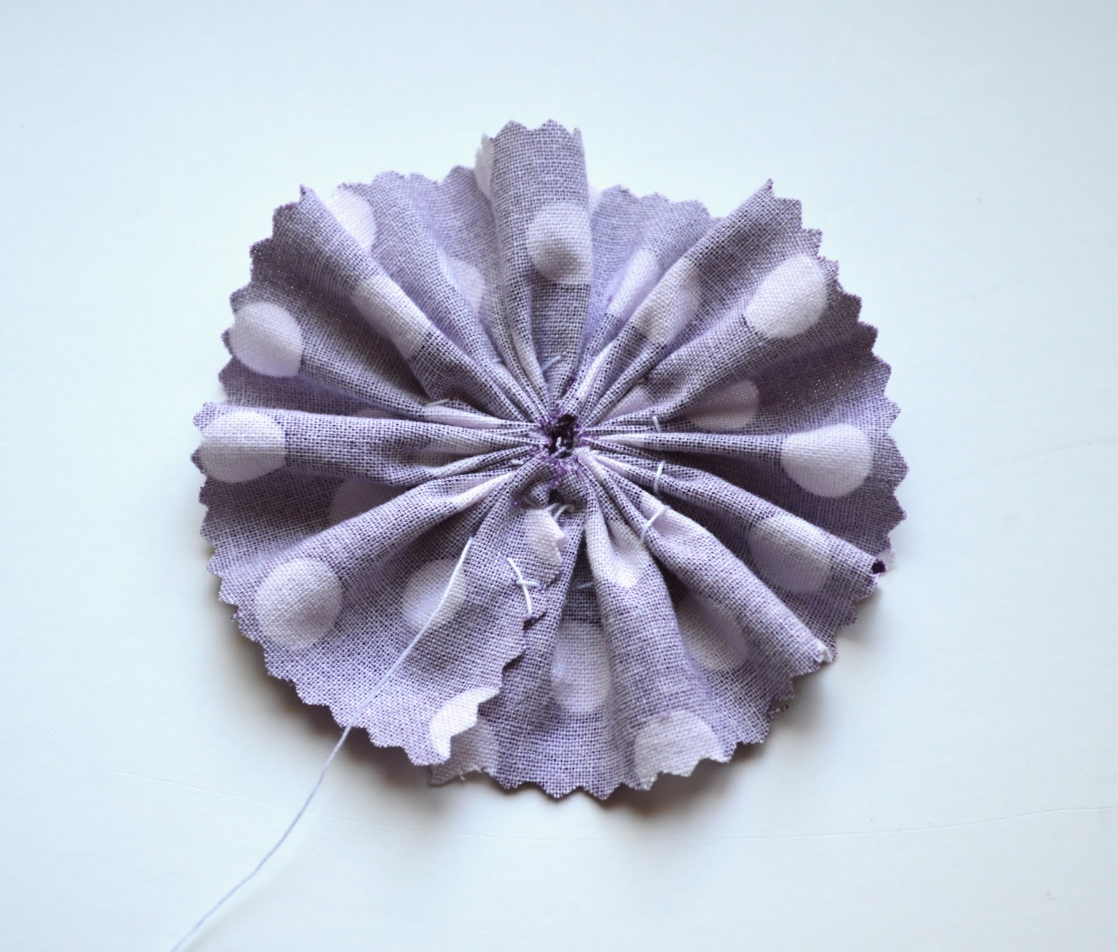 TEXTILE TROLLEY: Easy Craft for Chidren :- Fabric flowers