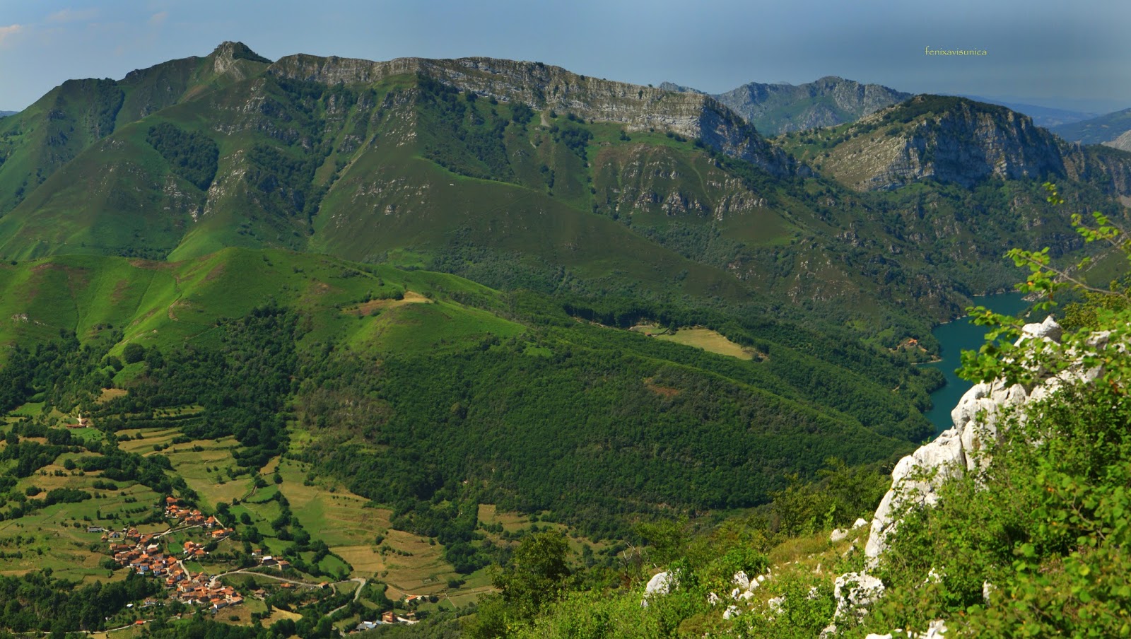 fenixavisunica .: Cerru Piqueru: En el corazón de Redes