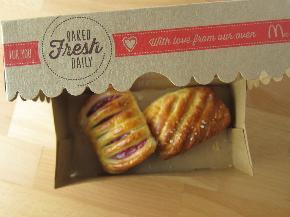 Review: McDonald's - Raspberry and Cinnamon Cream Cheese Petite Pastries
