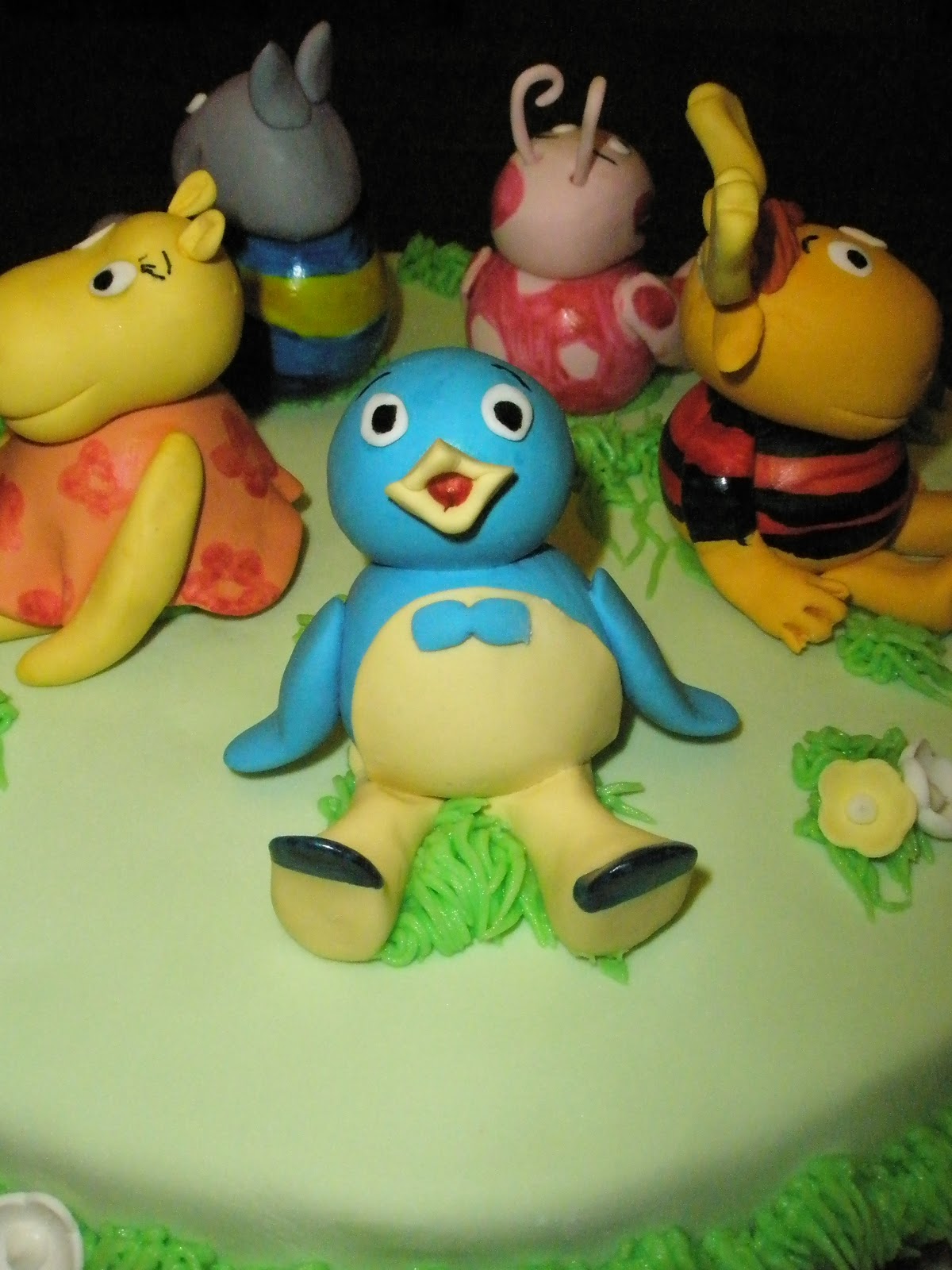 T.L.A CAKES: Backyardigans Cake