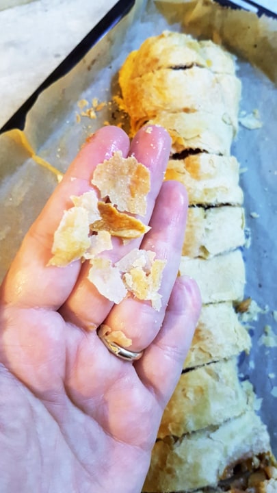 Strudel me mollë (Vienez) | BonBon Taste