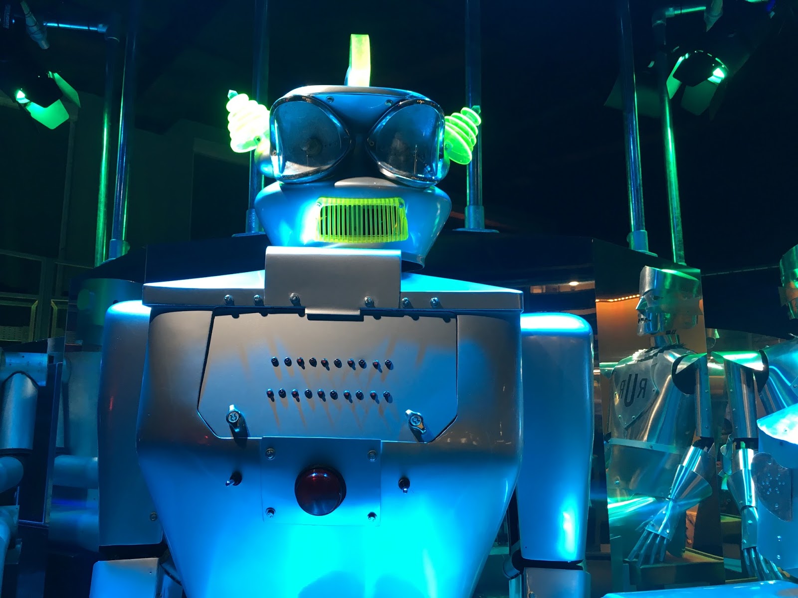 fredbutlerstyle: Monday 20th March: "ROBOTS" at The Science Museum