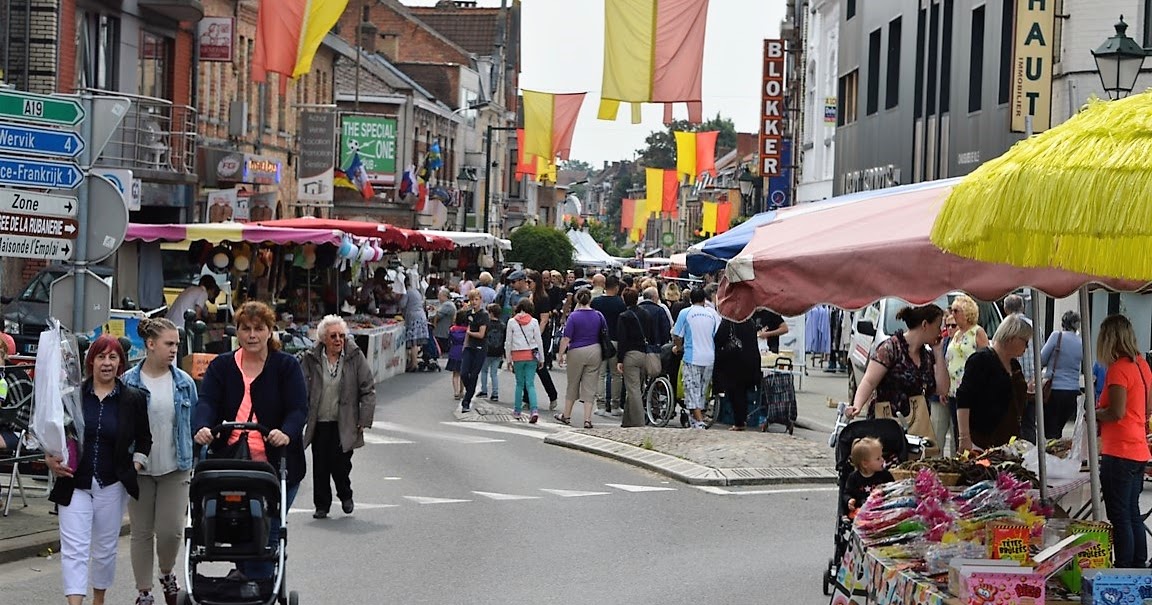 Actualités Mouscron- Comines: Braderie du Centre-ville de Comines