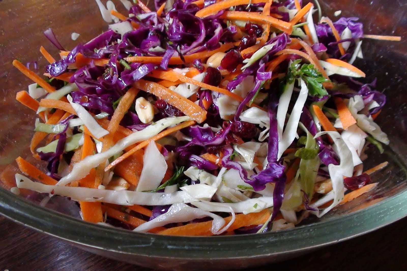 zsuzsa is in the kitchen: SPICY SLAW