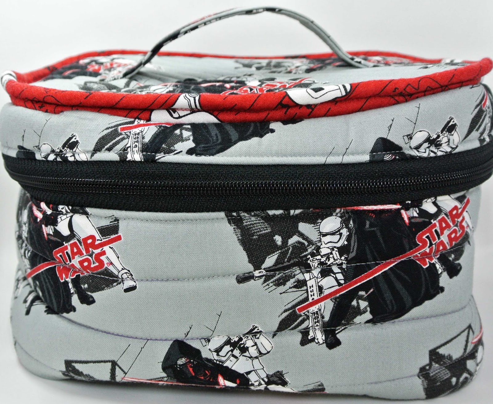 a notion to sew: Train Case