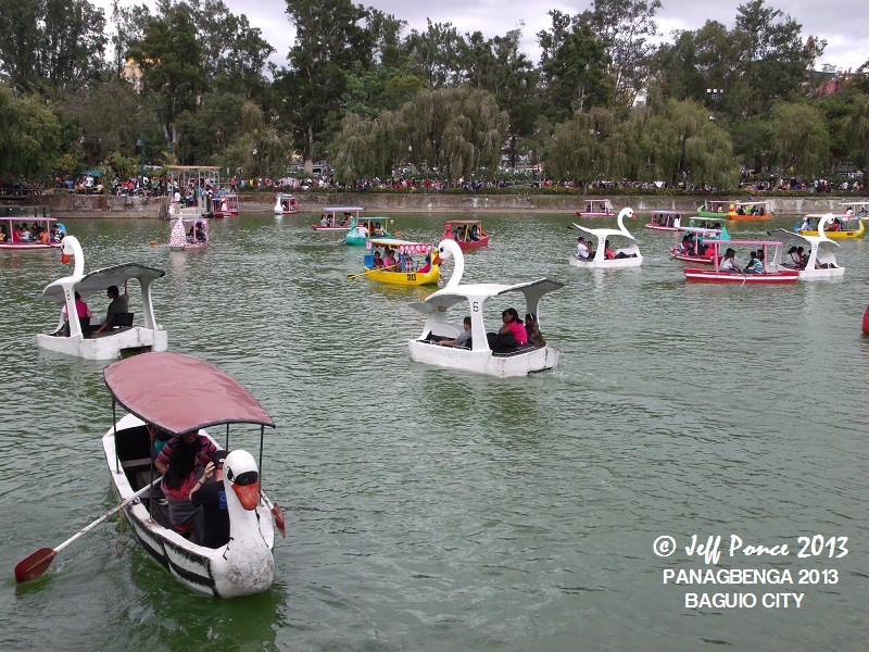 Bisayang Manlalakbay around the Philippines: Burnham Park Paddle ...