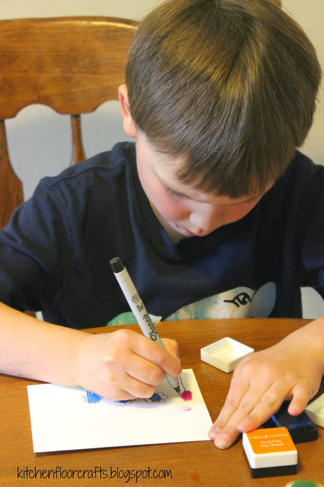 Kitchen Floor Crafts: 20+ Fun Fingerprint Craft & Activity Ideas