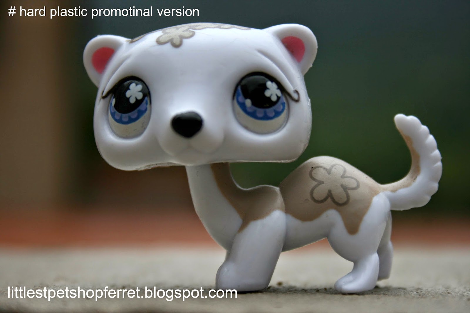 Littlest Pet Shop colección hurones.: LPS Ferret #569 & Hard plastic promo version