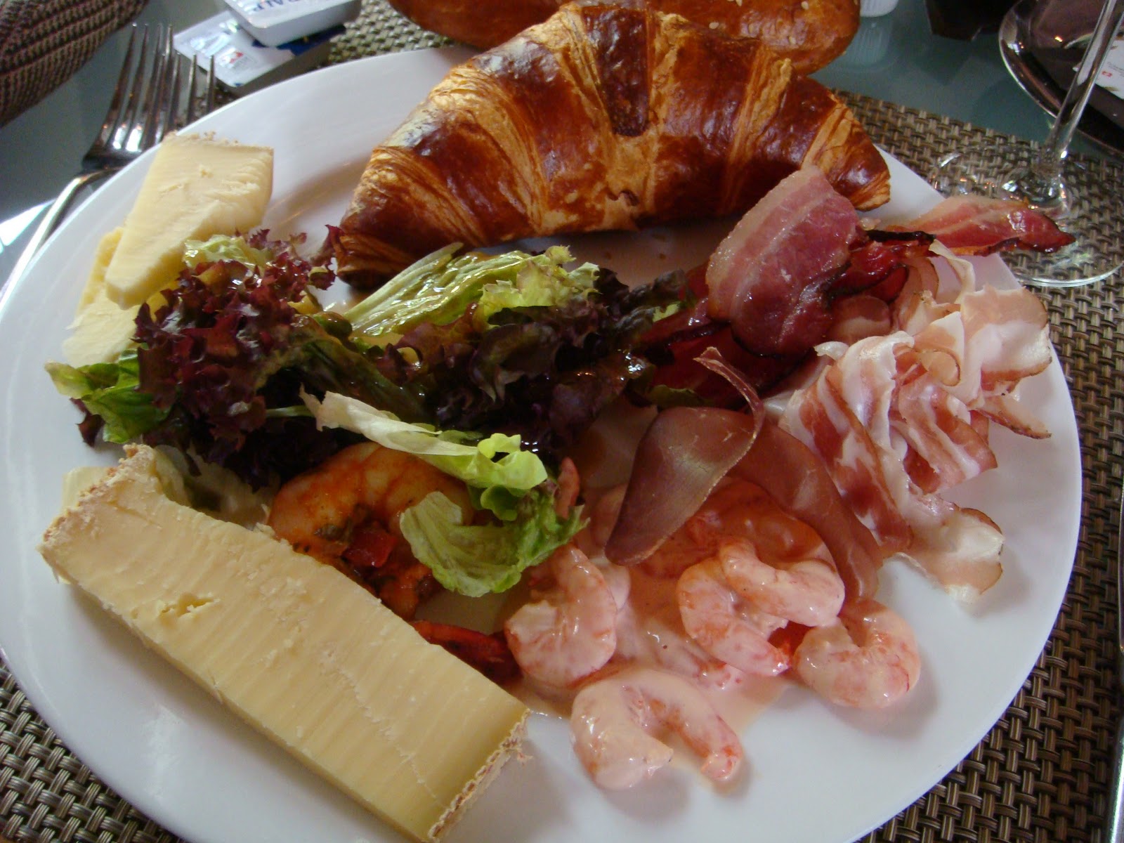 Donald's Deli: Brunch at the Rüsterei in Zurich