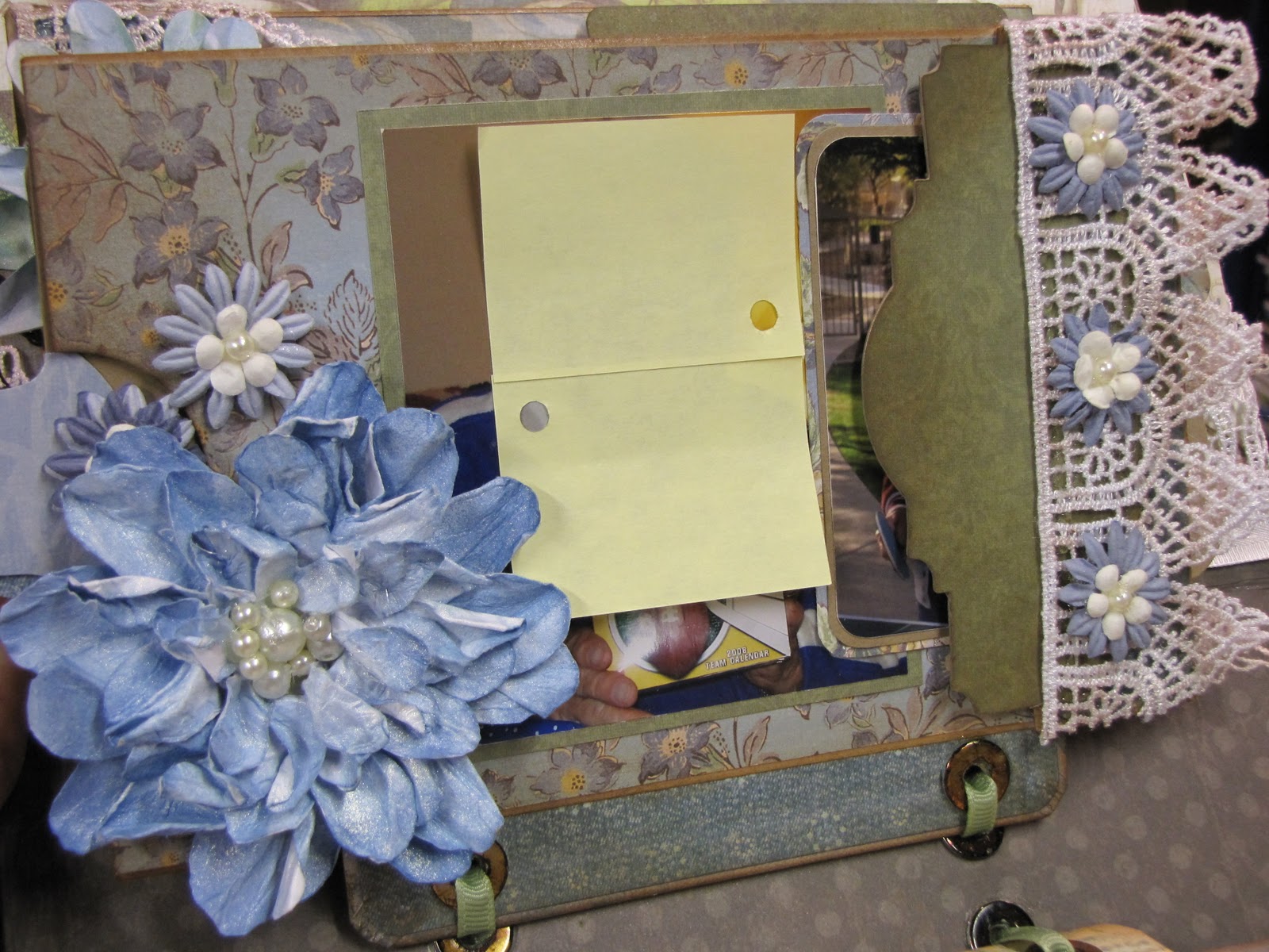 Jazzy Creations...: Paper Bag Flip Album