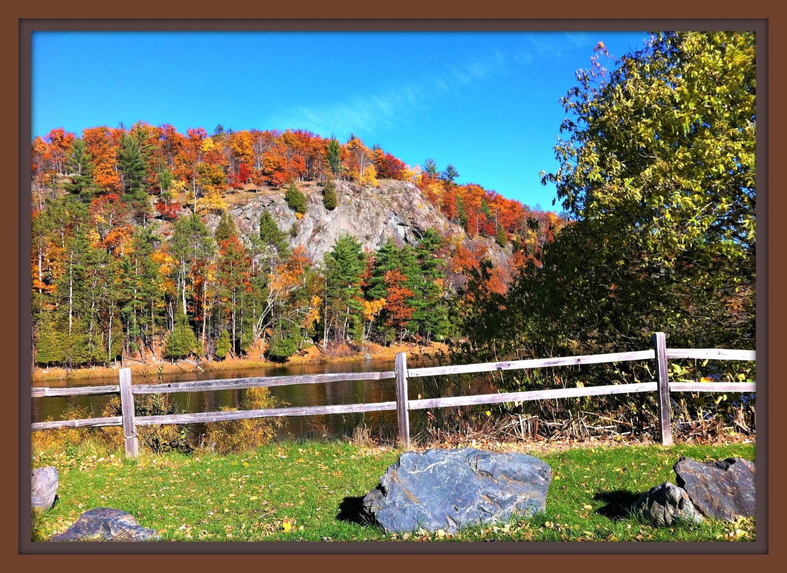 DANELLE DESIGN Fall Along The Bluffs danelle-design-fall-along-the-bluffs