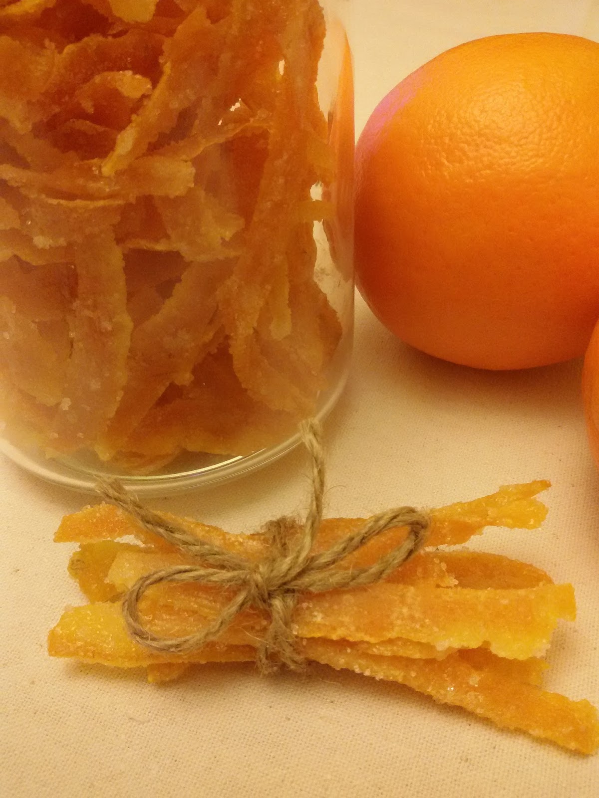 Sniegena: Apelsinų žievelių cukatos