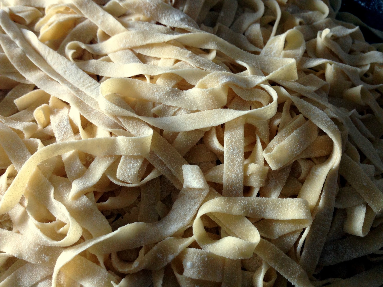 La Cocina de la Silbi: PASTA FRESCA AL HUEVO (Como Hacerla)