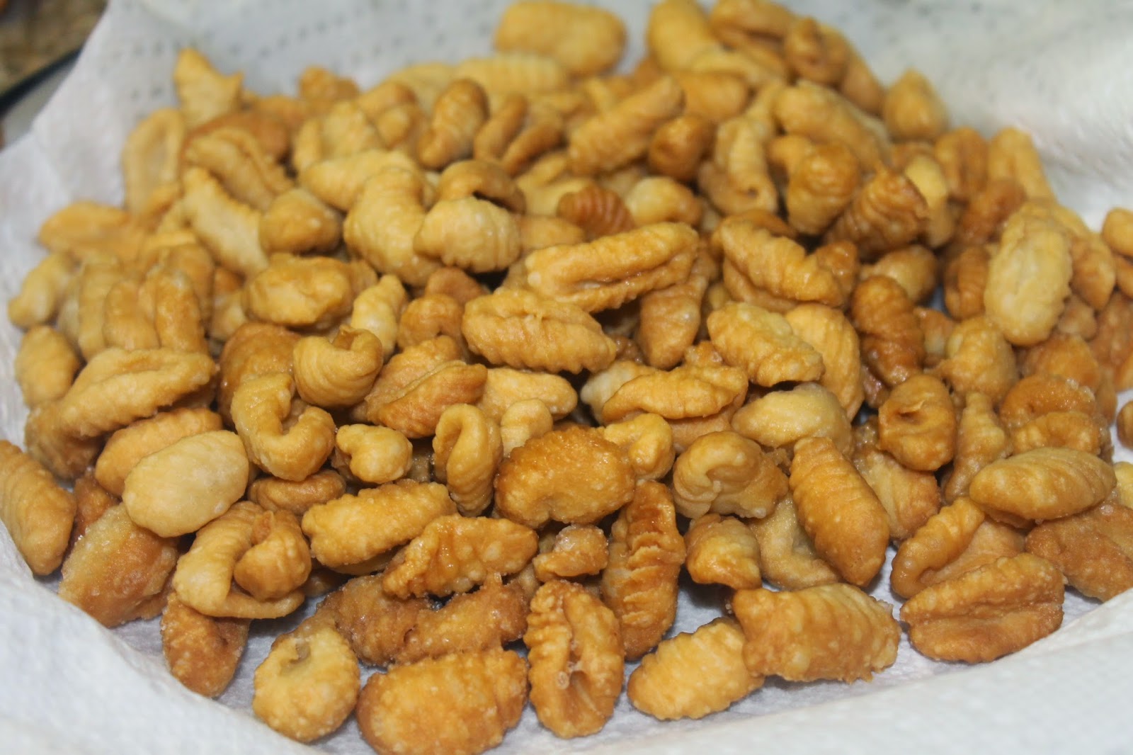 VineelaSiva: Sweet Gavvalu/Sweet shells
