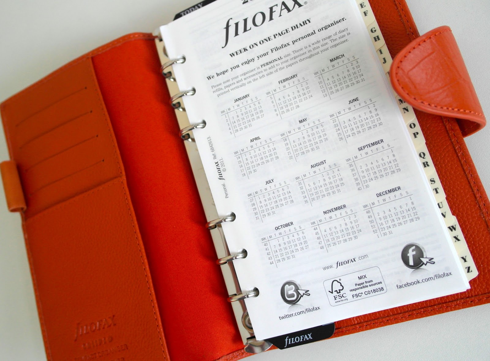 Filofaxing Again?: Review Of The Calipso Compact Filofax