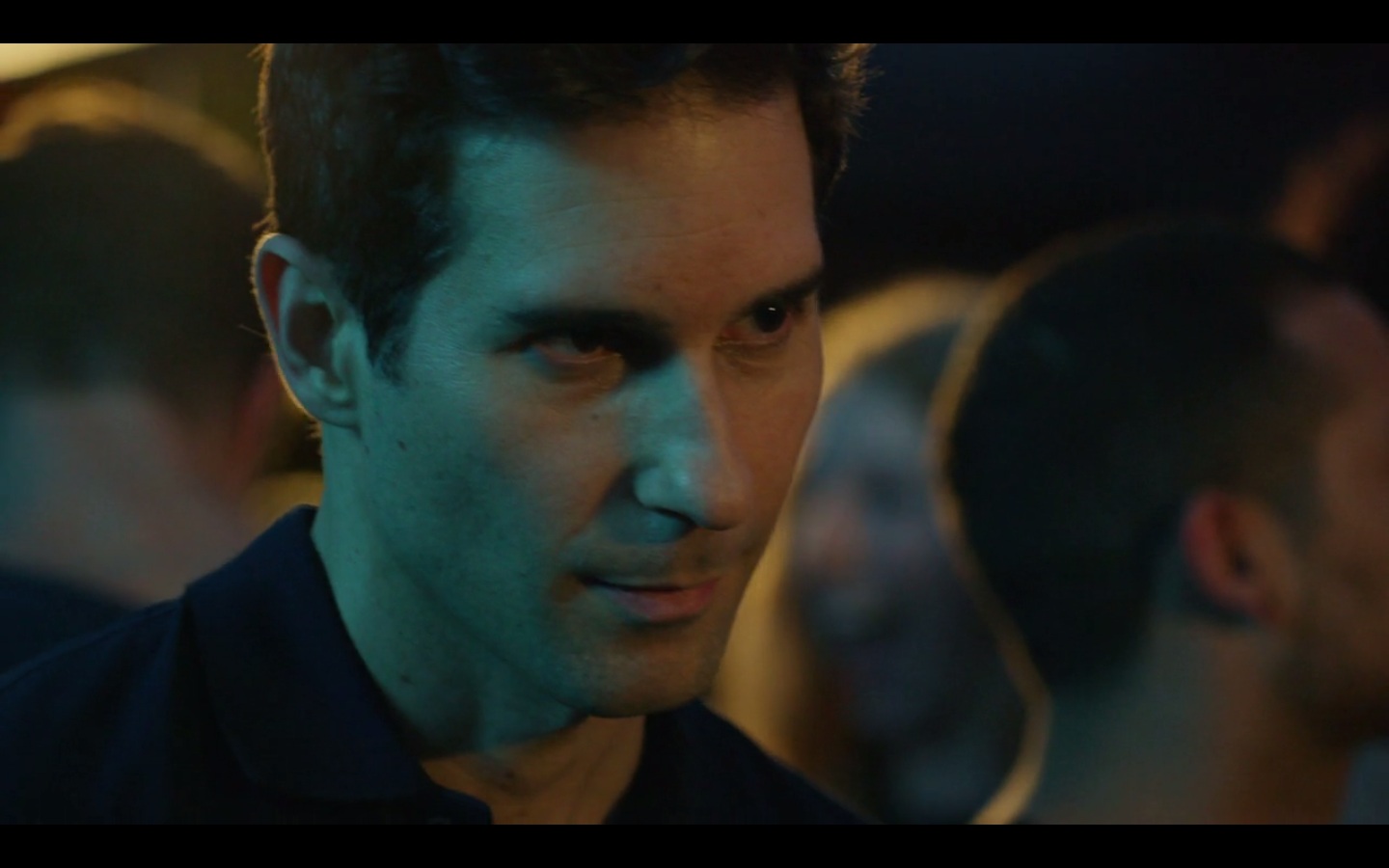 Hunting Season 2x01 - Ben Baur, David Garelick, Yuval Boim, Nic Cory ...