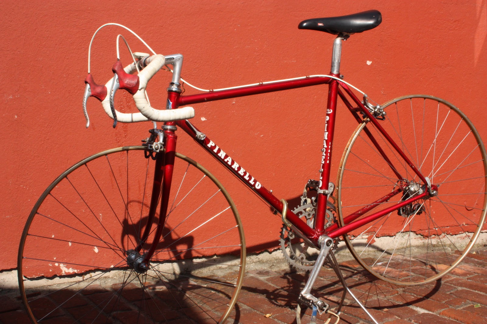 The ClaremontCyclist: Mid-week C & V: A Steel Pinarello Treviso...