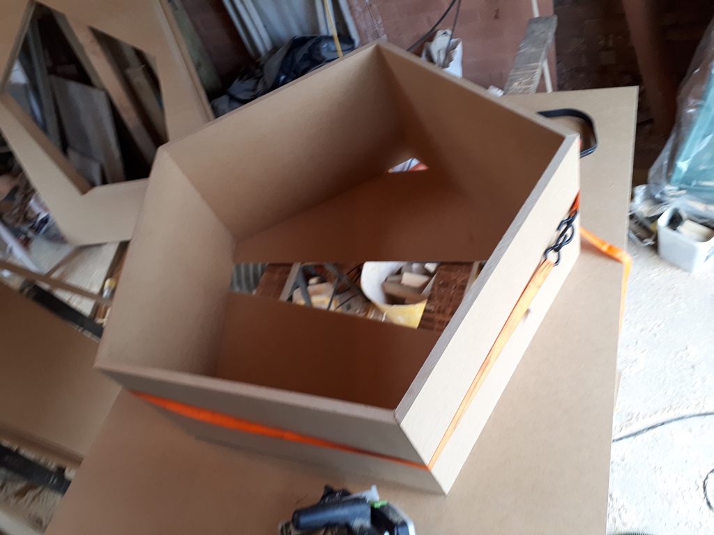 An English Homestead: Reading Pod or Nook