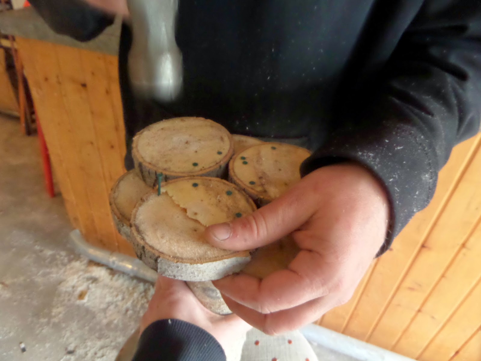 DIY Rustic Log Lamp with LED Power - Outnumbered 3 to 1